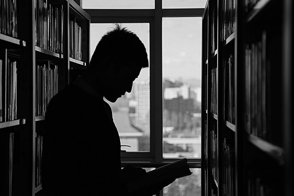 6 Types of Foreshadowing for Writers & Authors